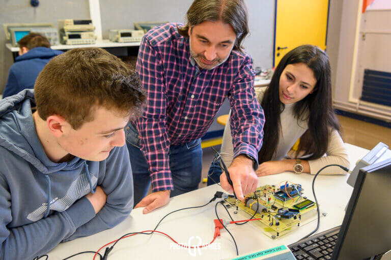 BUT GEII CALAIS Génie Électrique et Informatique Industrielle - IUT du Littoral Côte d'Opale